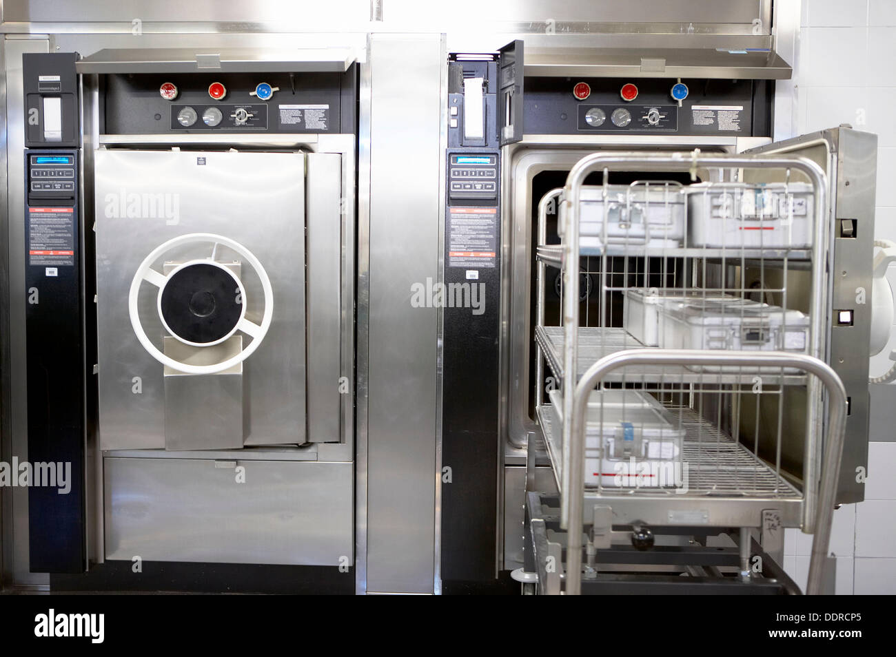 Pre vacuum autoclave sterilization sterilization plant hi-res stock photography and images - Alamy