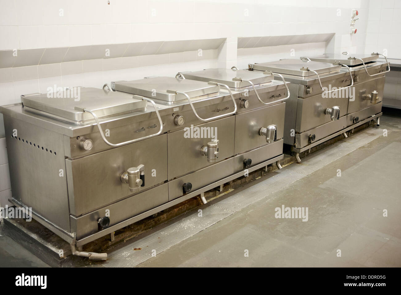 Hospital kitchen equipment hi-res stock photography and images - Alamy