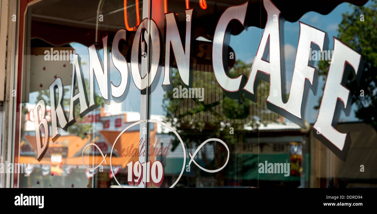 Branson cafe hi-res stock photography and images - Alamy
