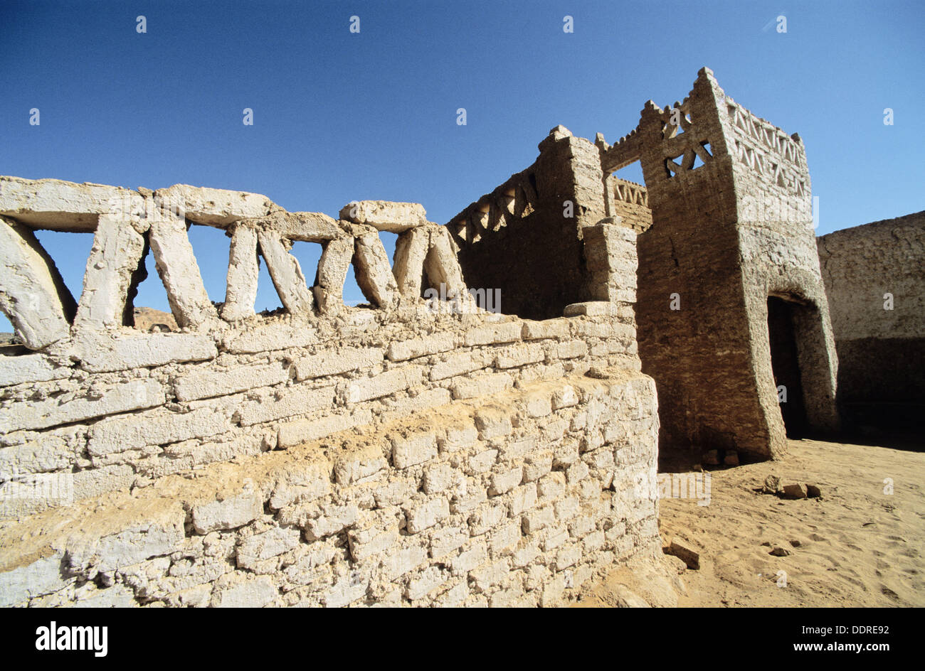 Libya the sahara the oasis of ghat hi-res stock photography and images ...