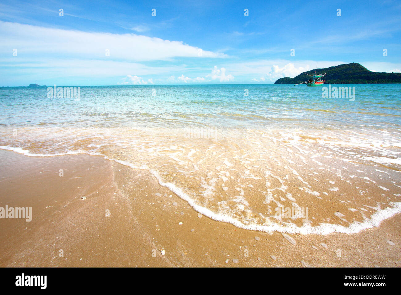 curve of sea on the beach Stock Photo - Alamy