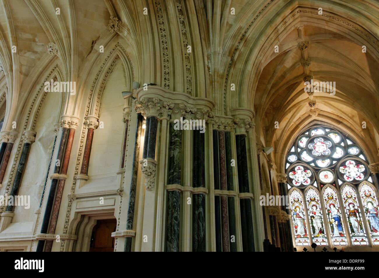 Kylemore abbey chapel interior hi-res stock photography and images - Alamy