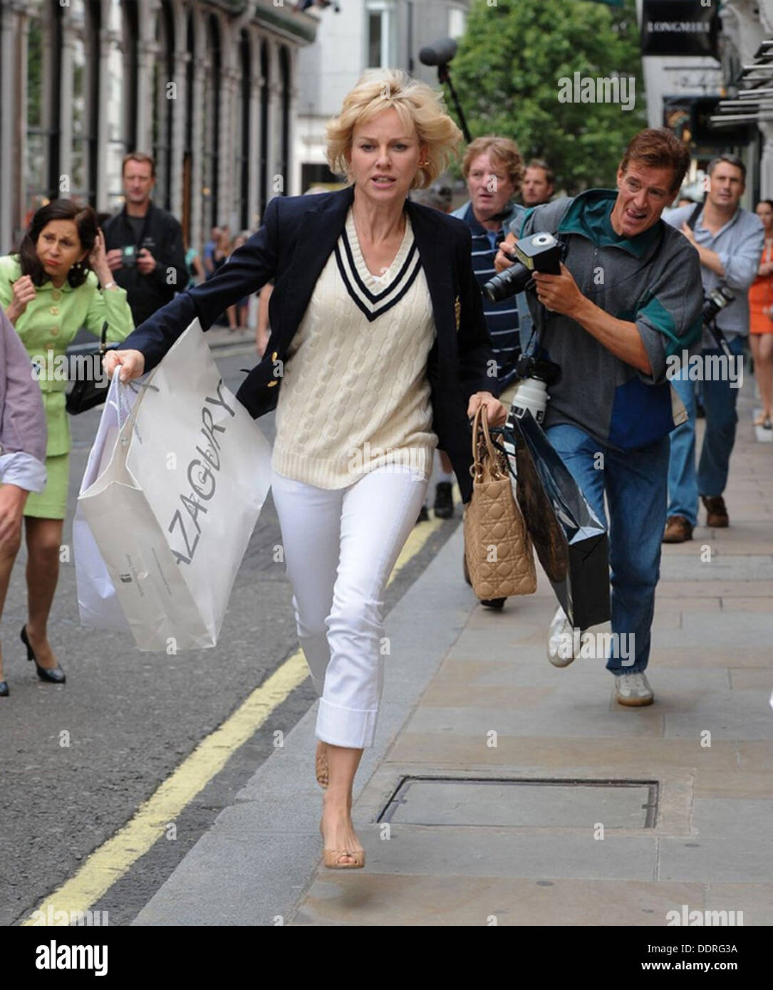 DIANA 2013 Entertainment One film with Naomi Watts Stock Photo - Alamy