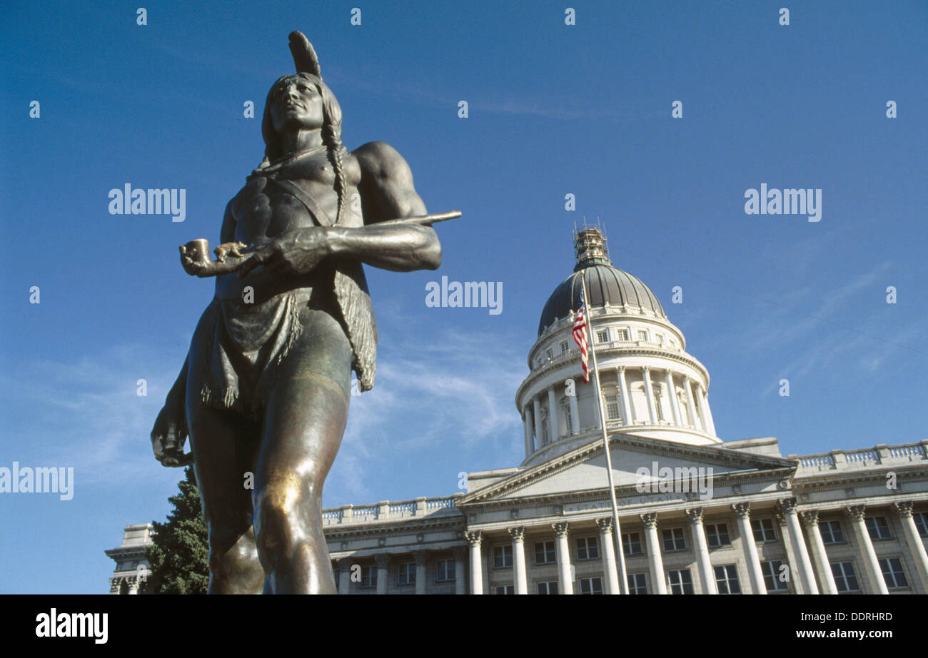 Massasoit Statue High Resolution Stock Photography and Images - Alamy