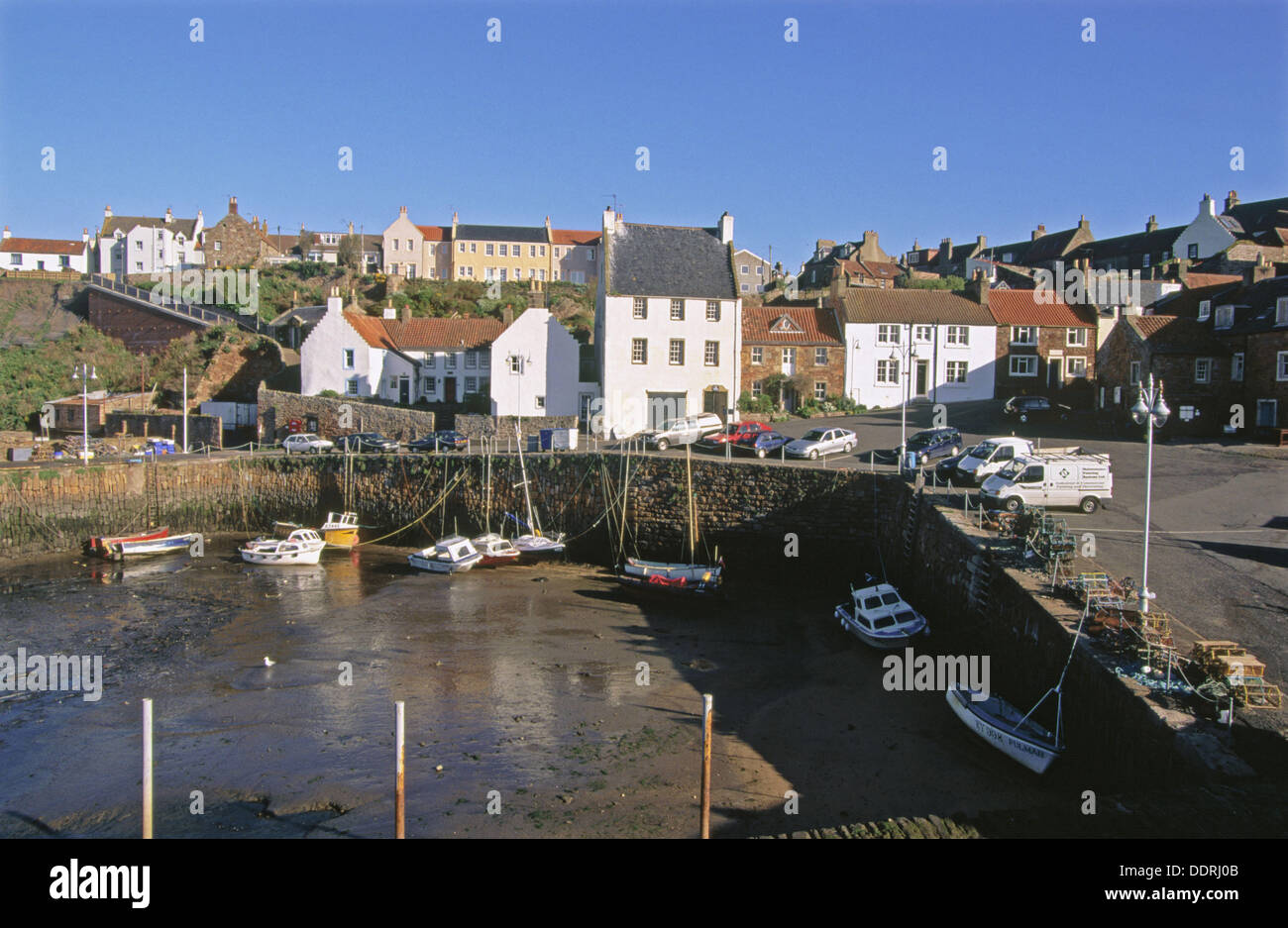 Crail fishing port hi-res stock photography and images - Alamy