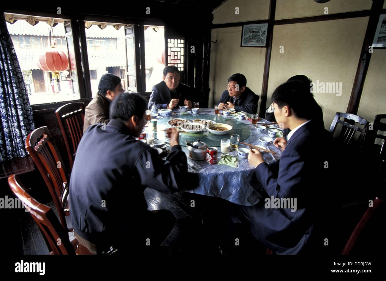 Water table restaurant china hi-res stock photography and images - Alamy