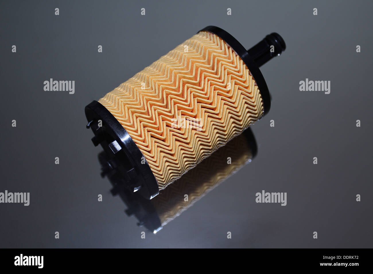 Oil filter hi-res stock photography and images - Alamy