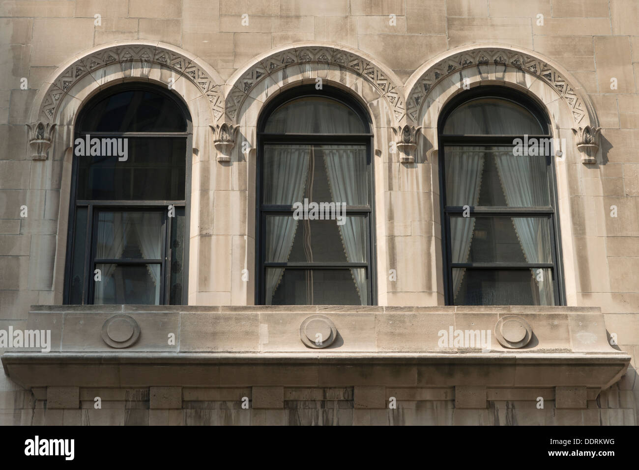 Arch architecture chicago hi-res stock photography and images - Alamy