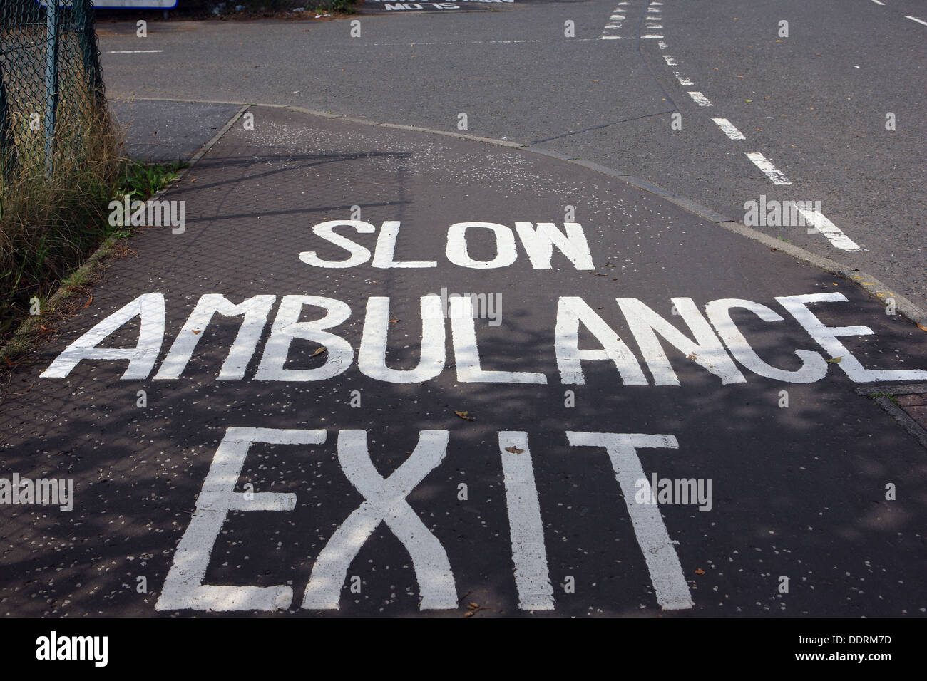 Go slow sign hi-res stock photography and images - Alamy