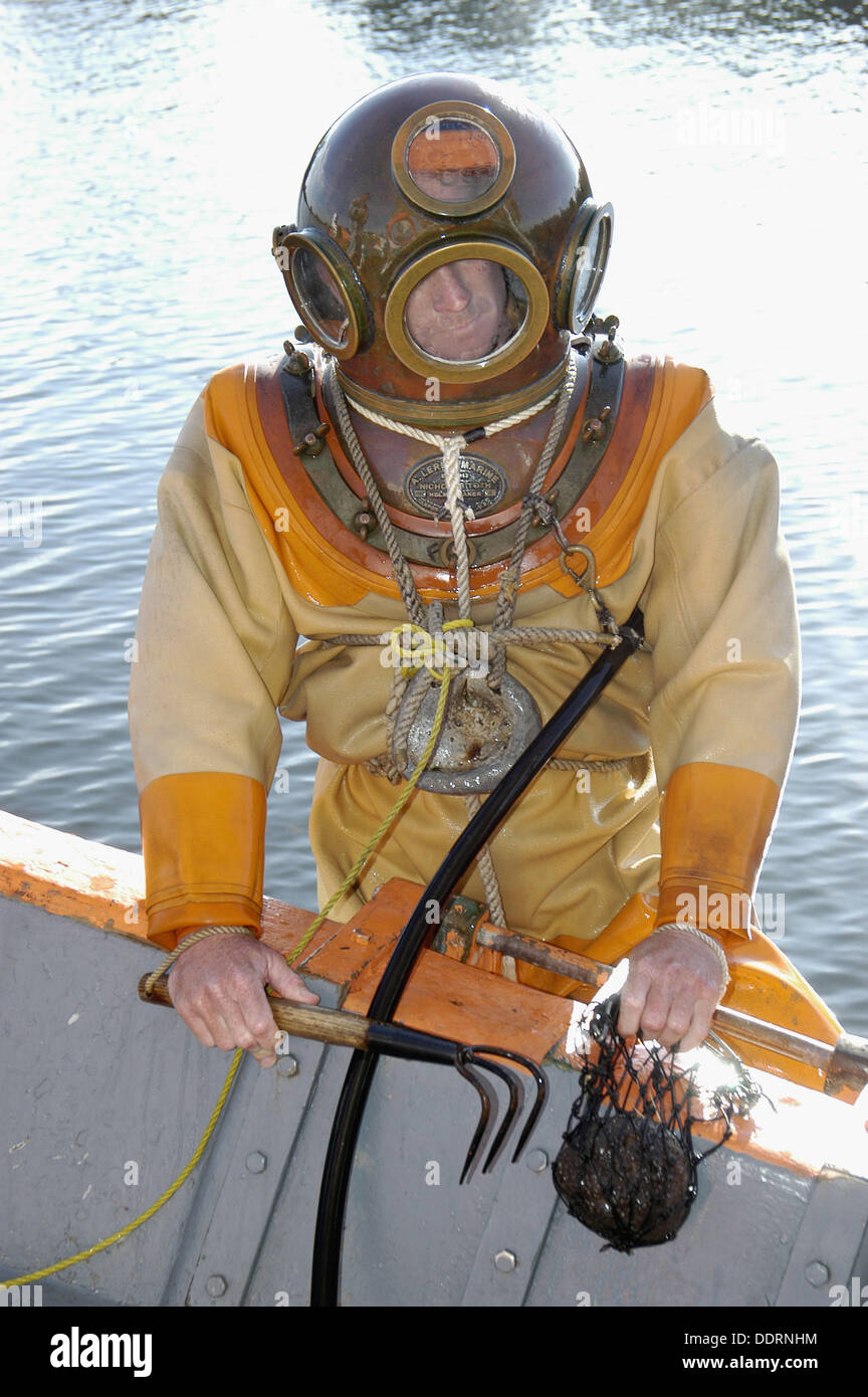 Sponge diver. Tarpon Springs. Florida, USA Stock Photo - Alamy