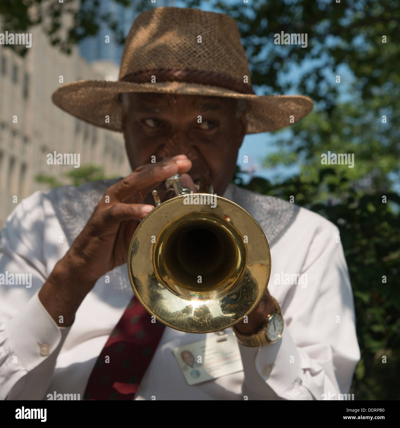 Man playing a trumpet hi-res stock photography and images - Alamy