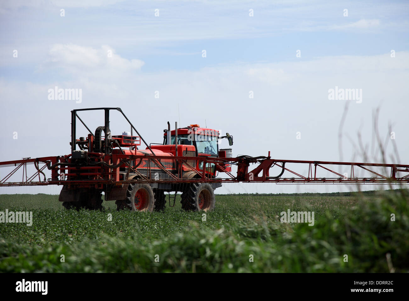 A SAM (Sands Agricultural Machinery) Vision 4.0E Crop Sprayer is ...