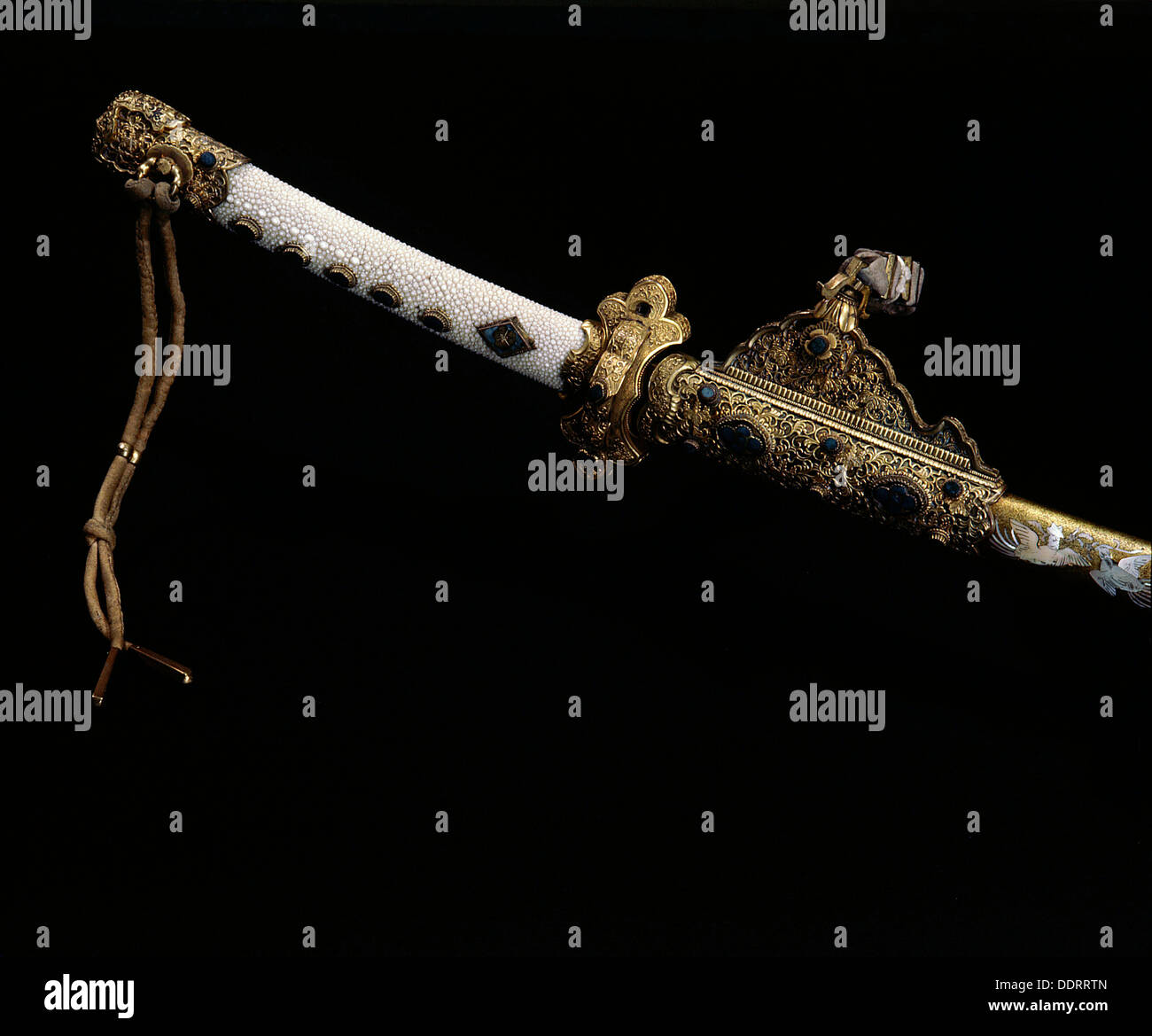 Japanese artefact hi-res stock photography and images - Alamy