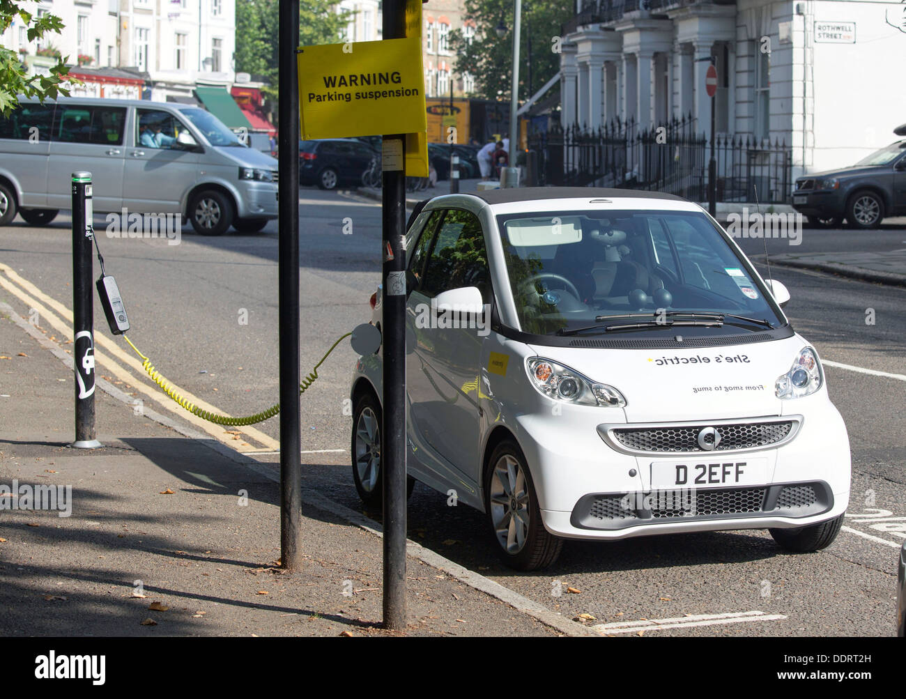 Smart charging hi-res stock photography and images - Alamy