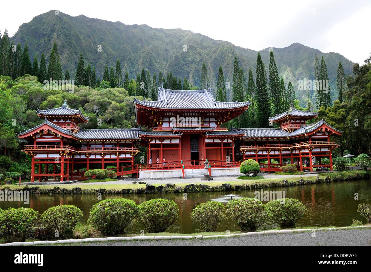 Hawaiian temple hi-res stock photography and images - Alamy