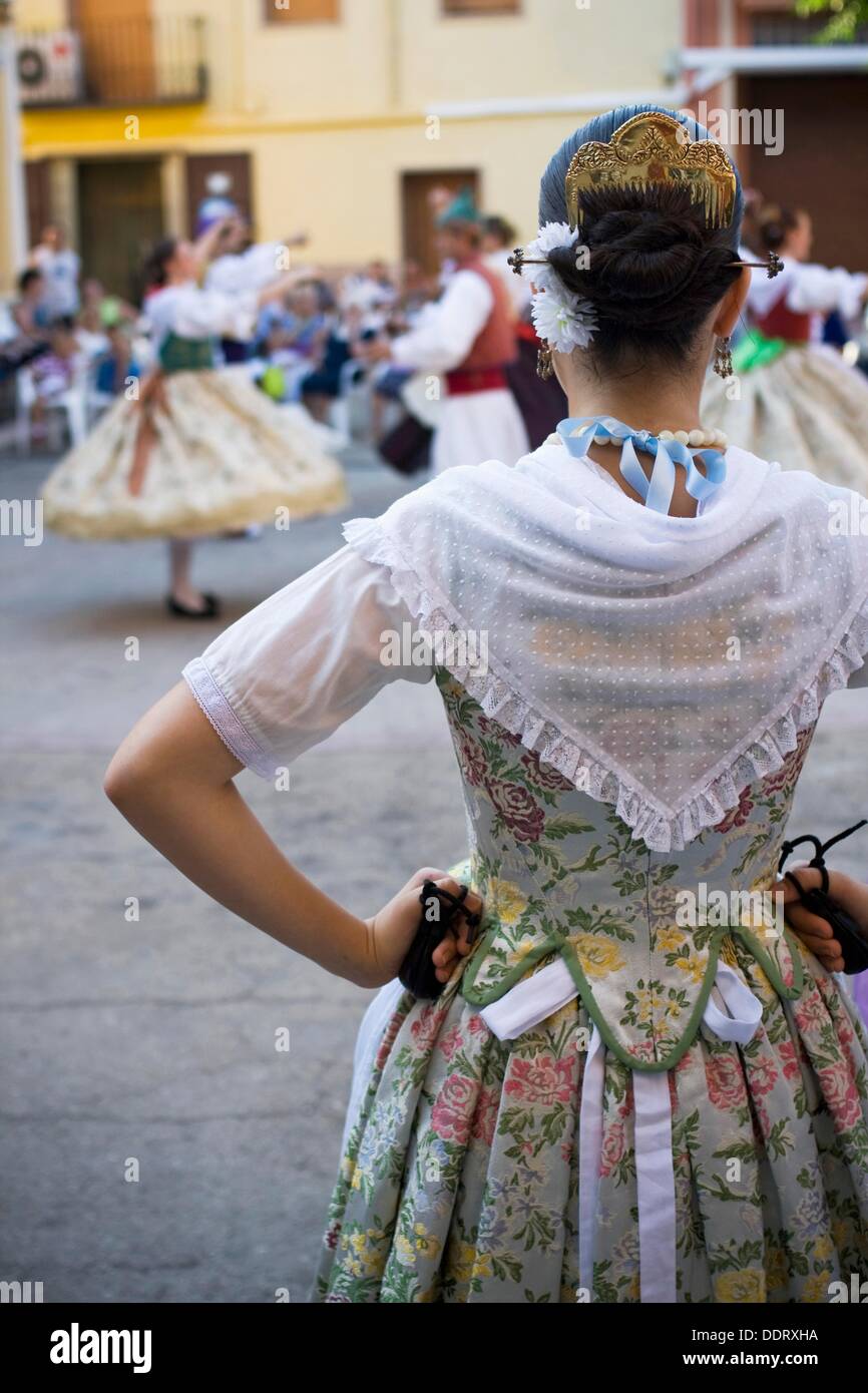 Valencian dance hi-res stock photography and images - Alamy