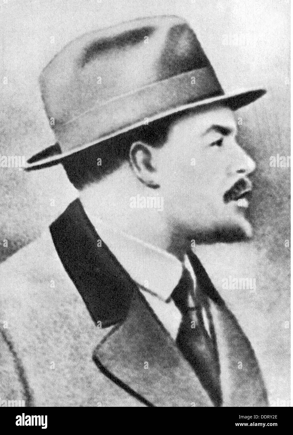 1910s portrait hi-res stock photography and images - Alamy