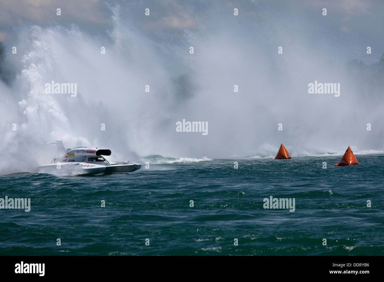 Detroit, Michigan - Gold Cup hydroplane racing on the Detroit River ...