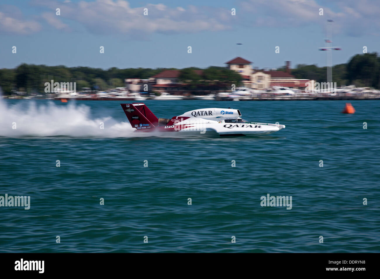 Detroit, Michigan - Gold Cup hydroplane racing on the Detroit River ...