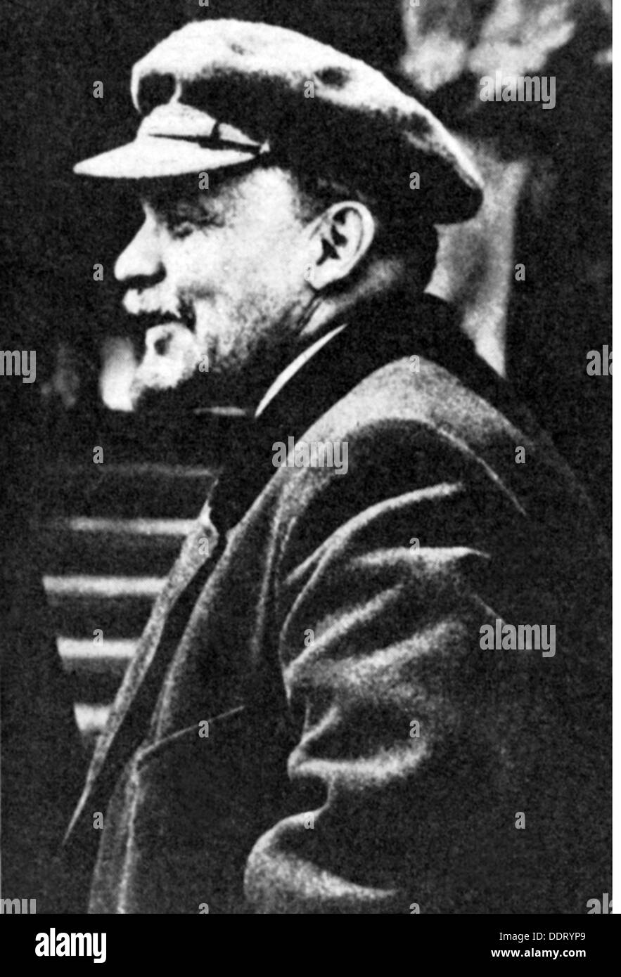 Lenin profile hi-res stock photography and images - Alamy