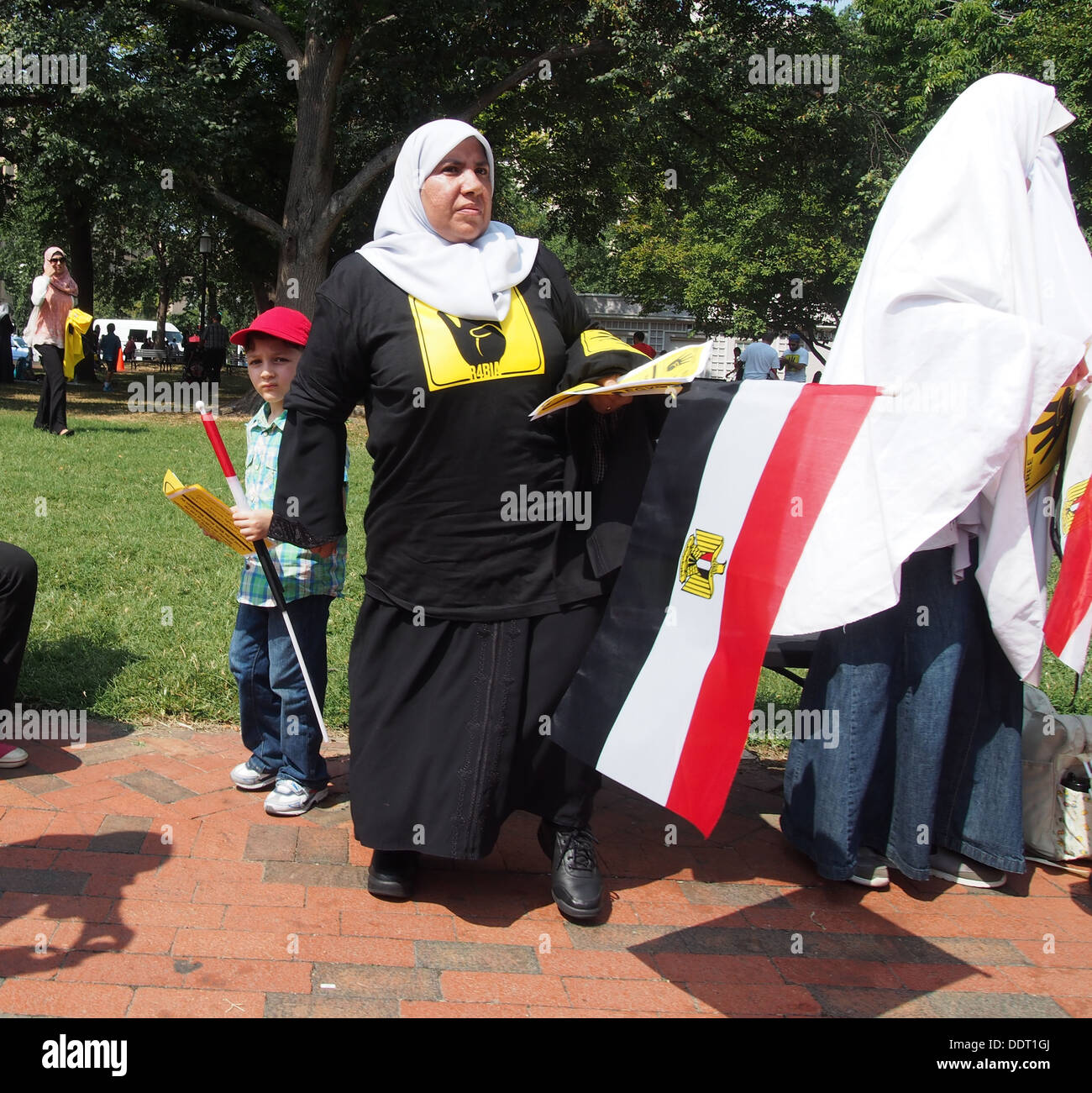 Veiled Muslim women at an Egyptian Muslim Brotherhood protest rally in ...