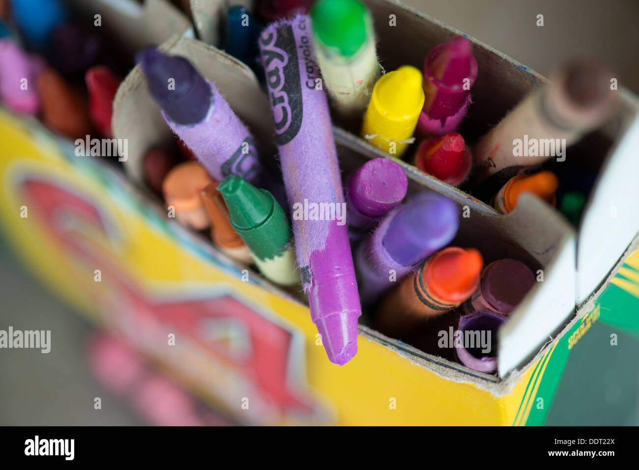 Large group of crayons hi-res stock photography and images - Alamy