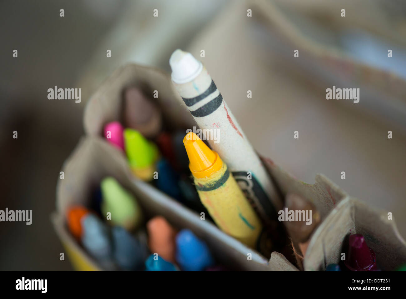 Large group of crayons hi-res stock photography and images - Alamy