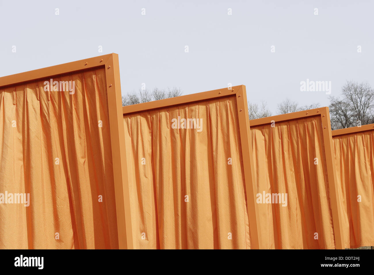 Christo and jeanne claude installation hi-res stock photography and ...