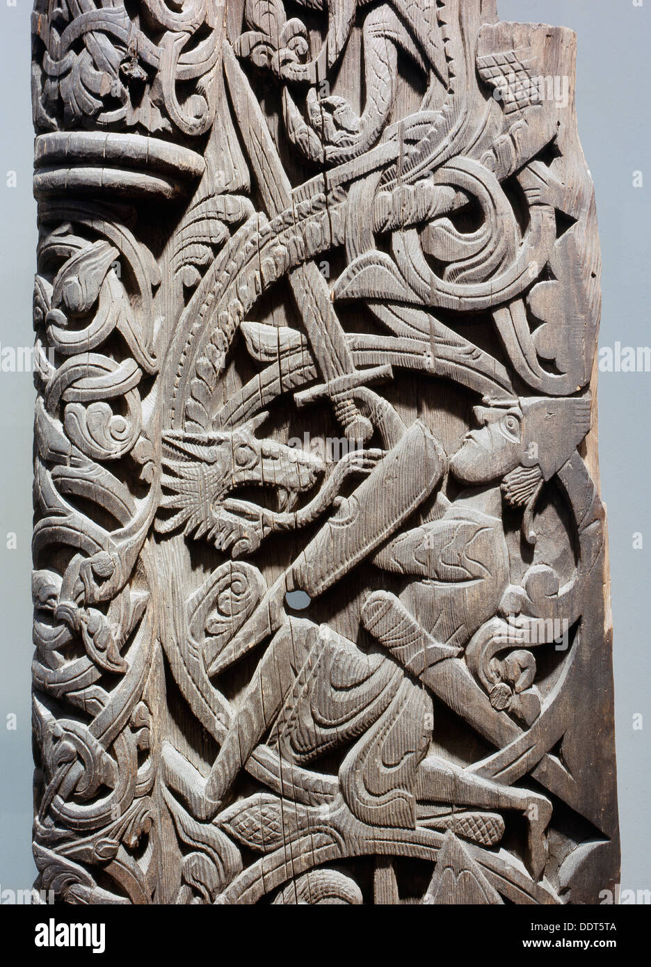 Sigurd fighting hi-res stock photography and images - Alamy