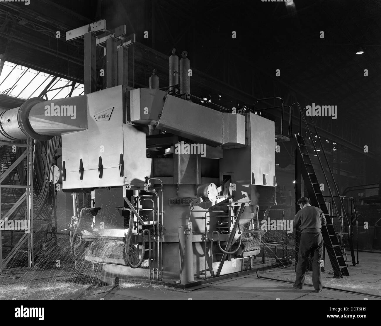 Furnace 1960s hi-res stock photography and images - Alamy