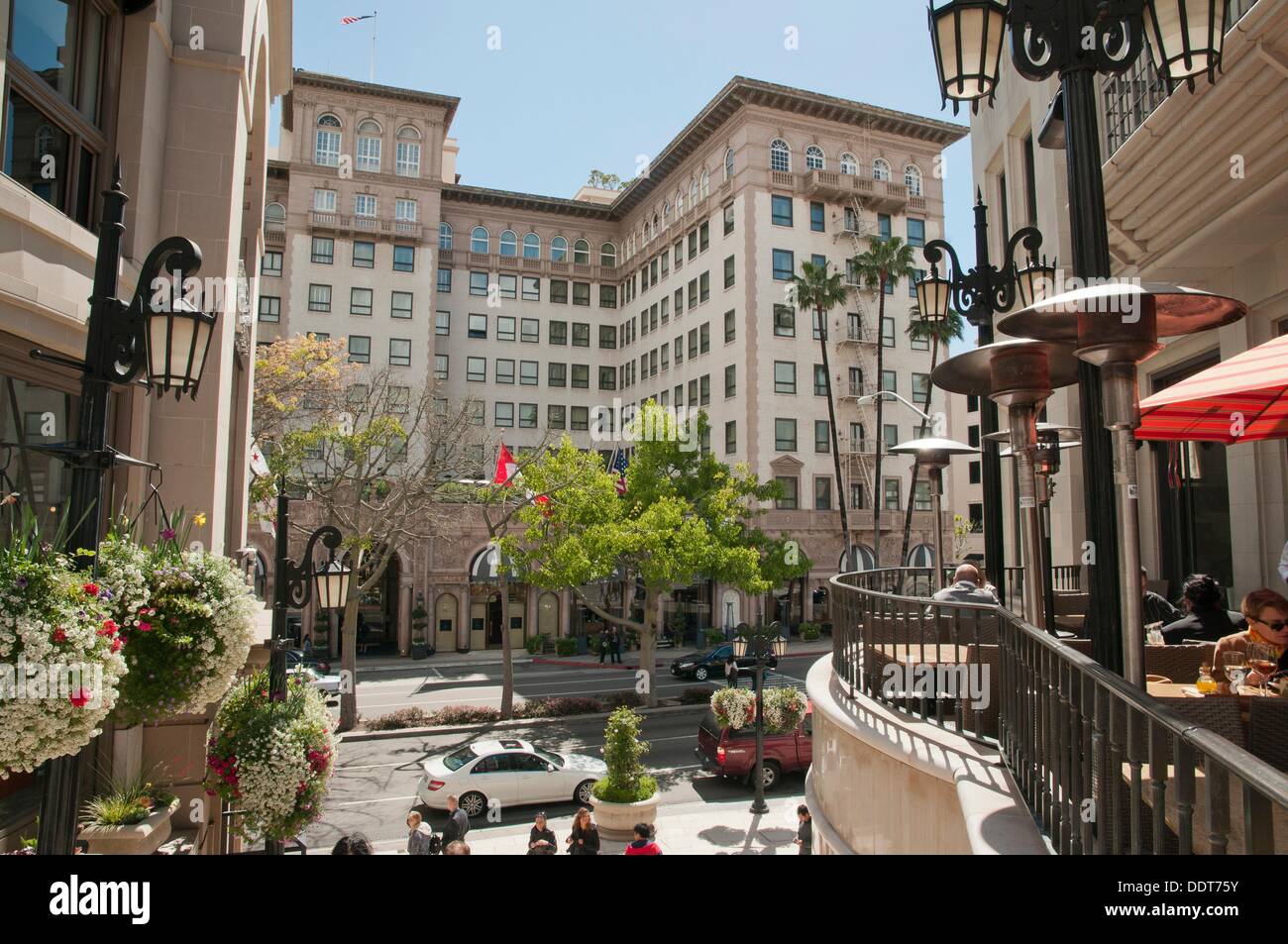 Beverly hills hotel california building hi-res stock photography and ...