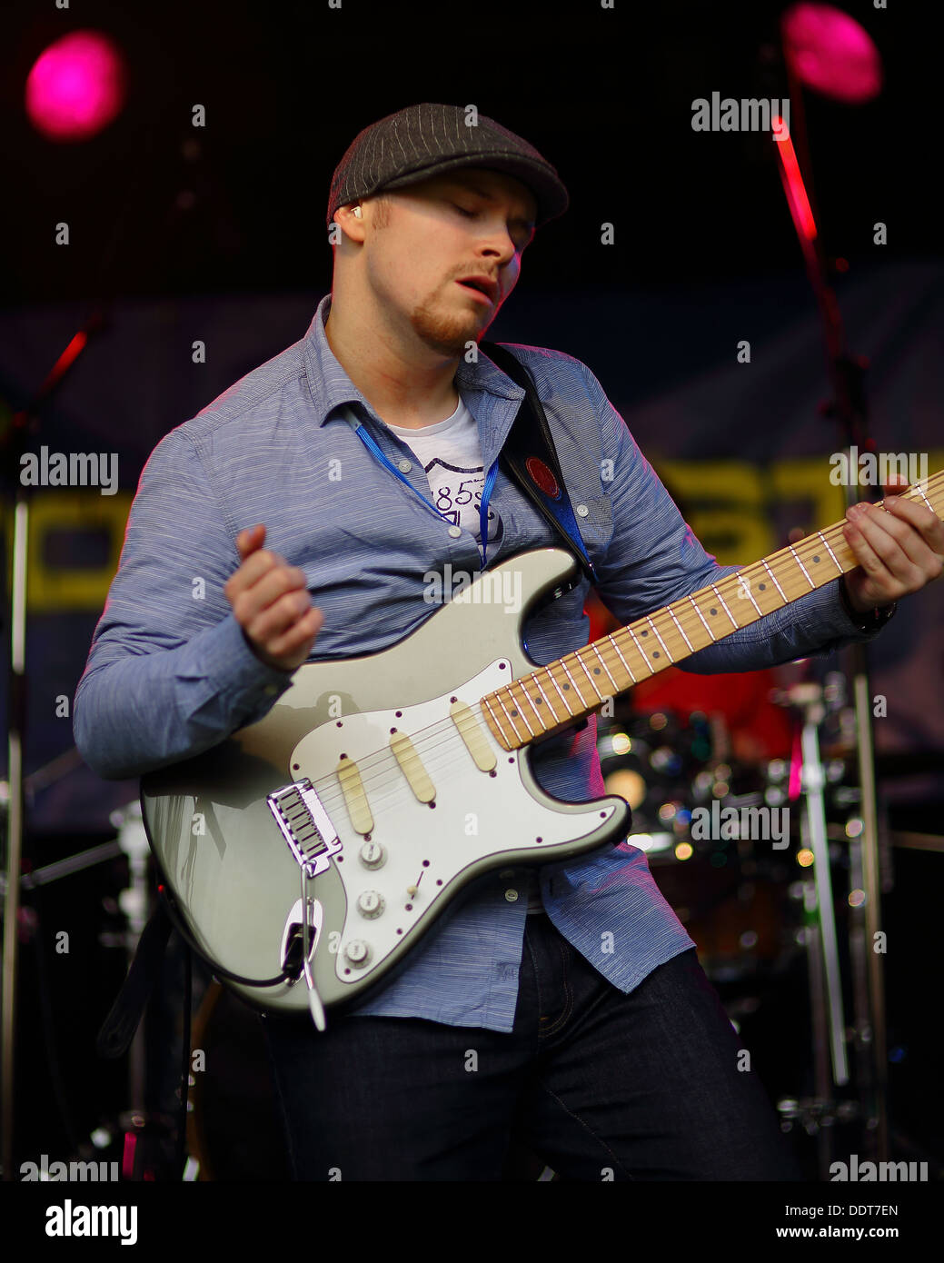 Laddie hi-res stock photography and images - Alamy