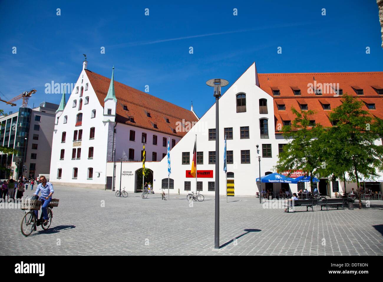 Stadtmuseum High Resolution Stock Photography and Images - Alamy