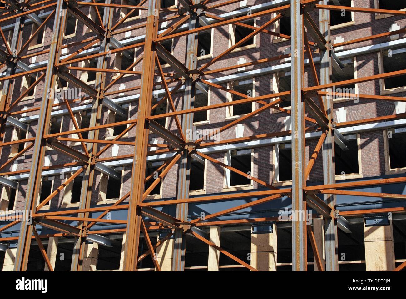 Steel wharf hi-res stock photography and images - Alamy