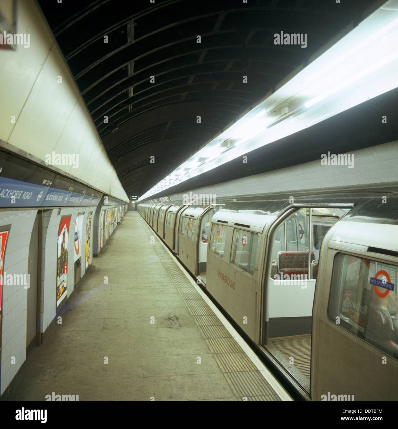 1970s british forest hi-res stock photography and images - Alamy