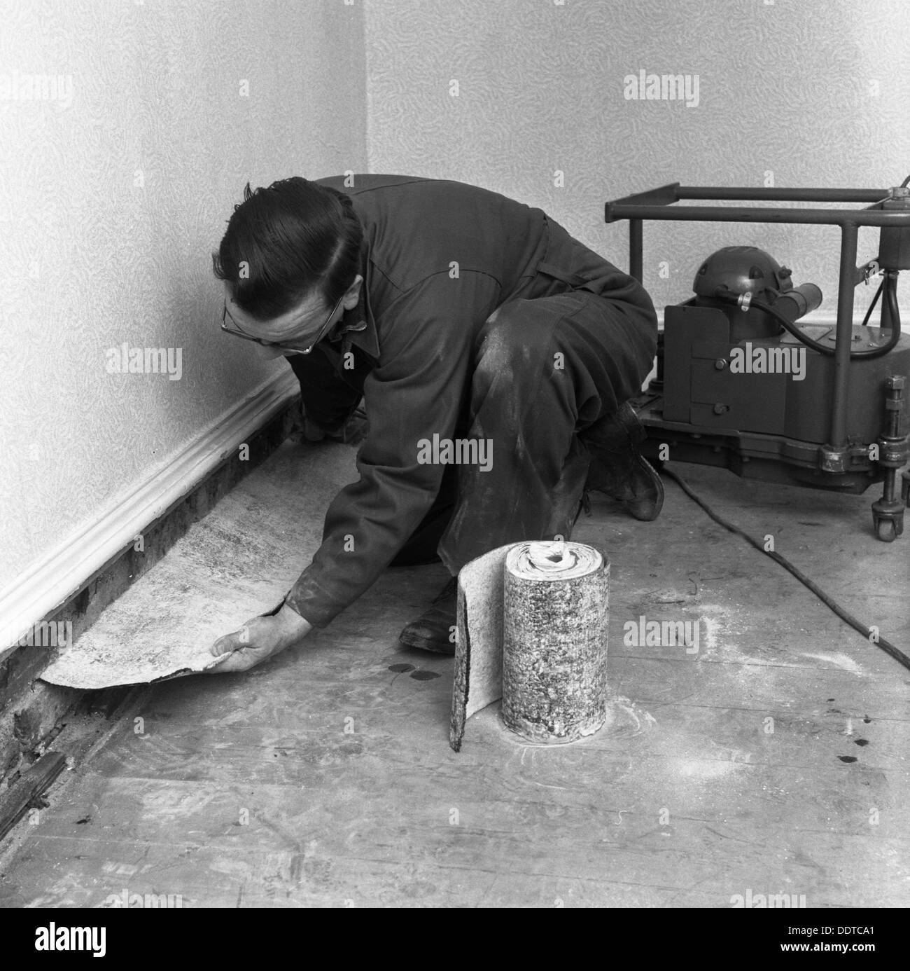 Course cutting Black and White Stock Photos & Images - Alamy