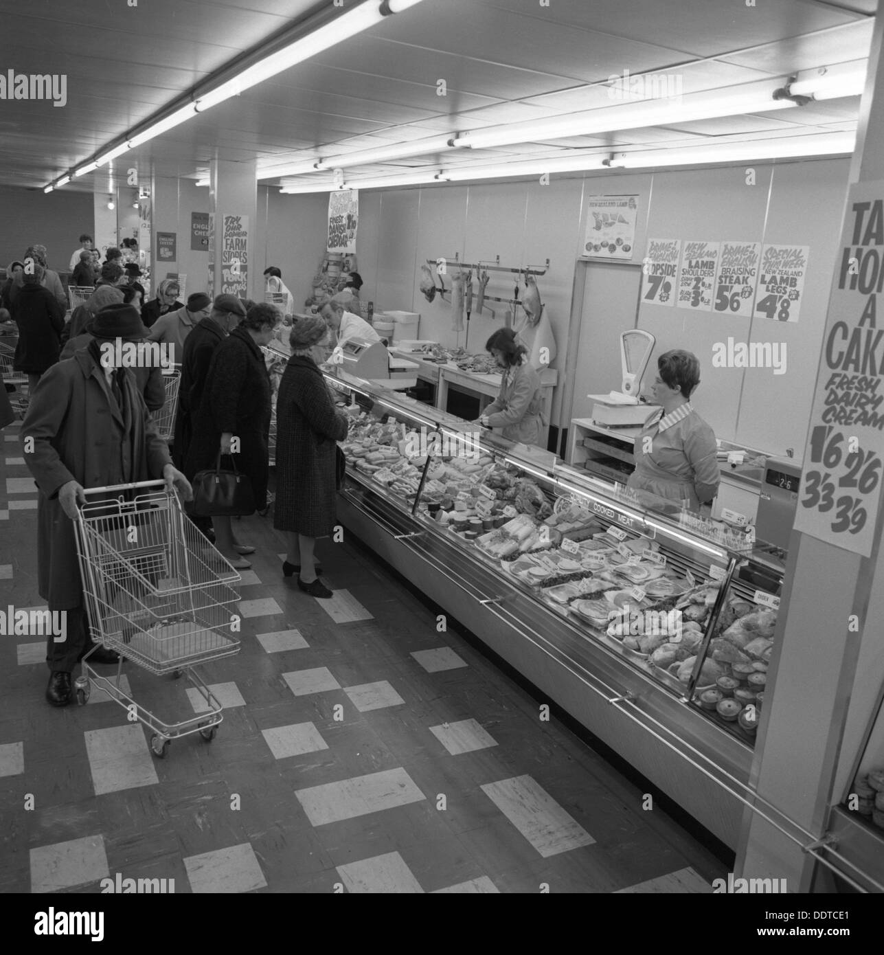 Customer shops meat supermarket hi-res stock photography and images - Alamy