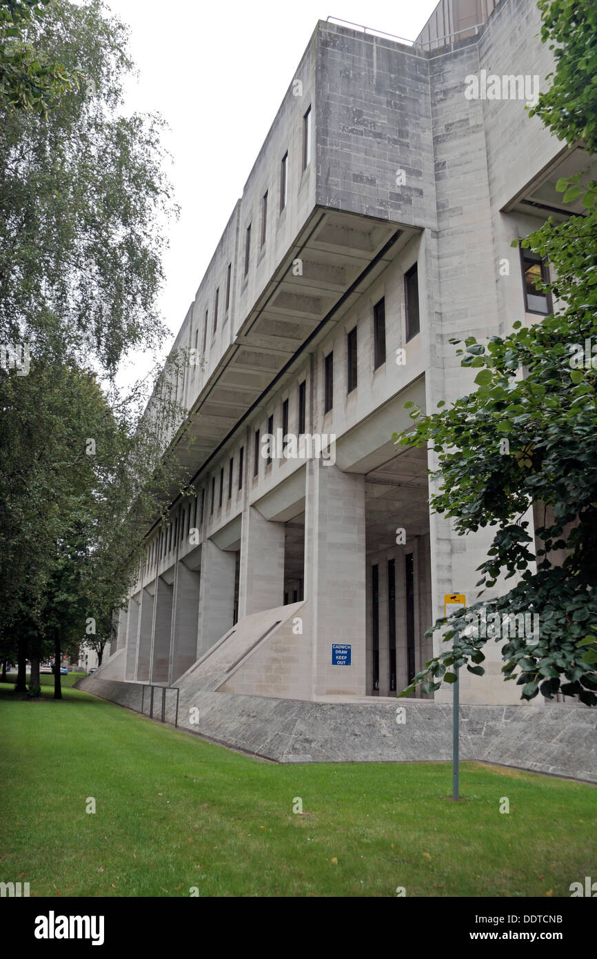 The Welsh Government Crown Building, Cathays Terrace, Cardiff, South ...