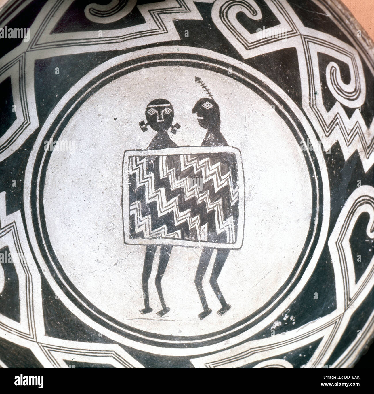 Anasazi pottery 11th century hi-res stock photography and images - Alamy