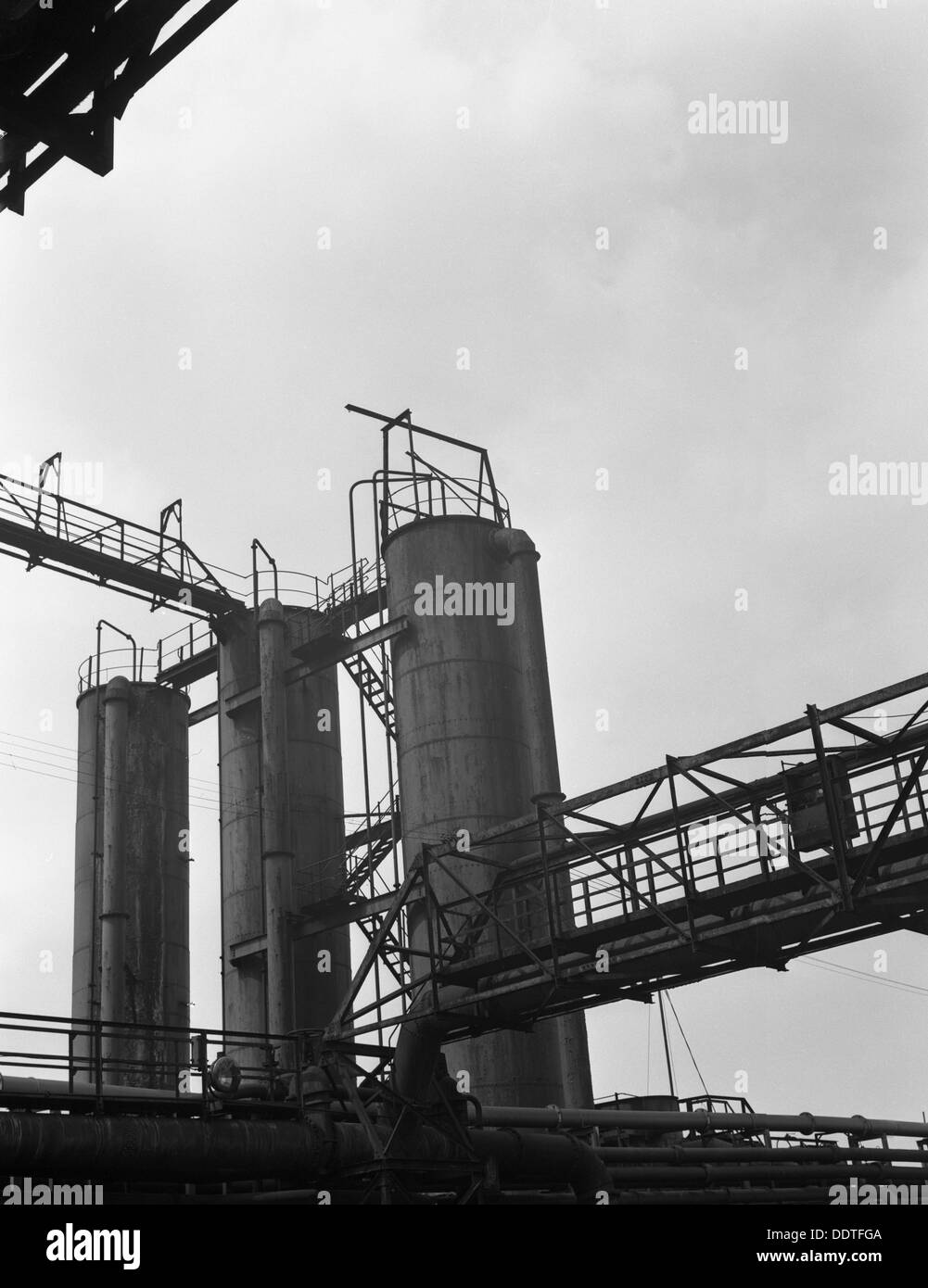 Manvers colliery hi-res stock photography and images - Alamy