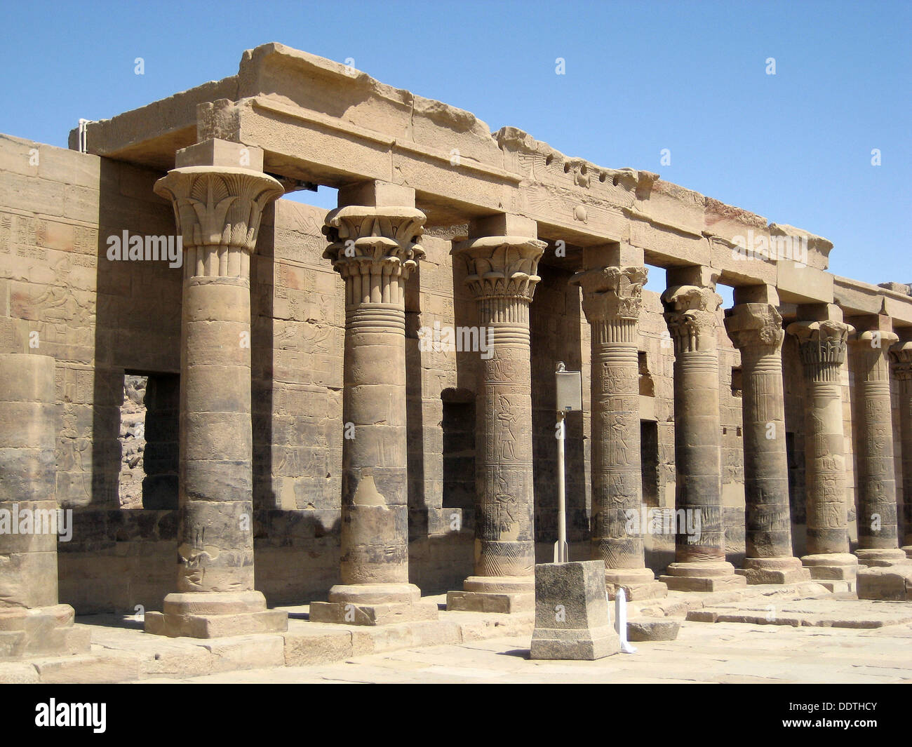 Temple of nature isis hi-res stock photography and images - Alamy