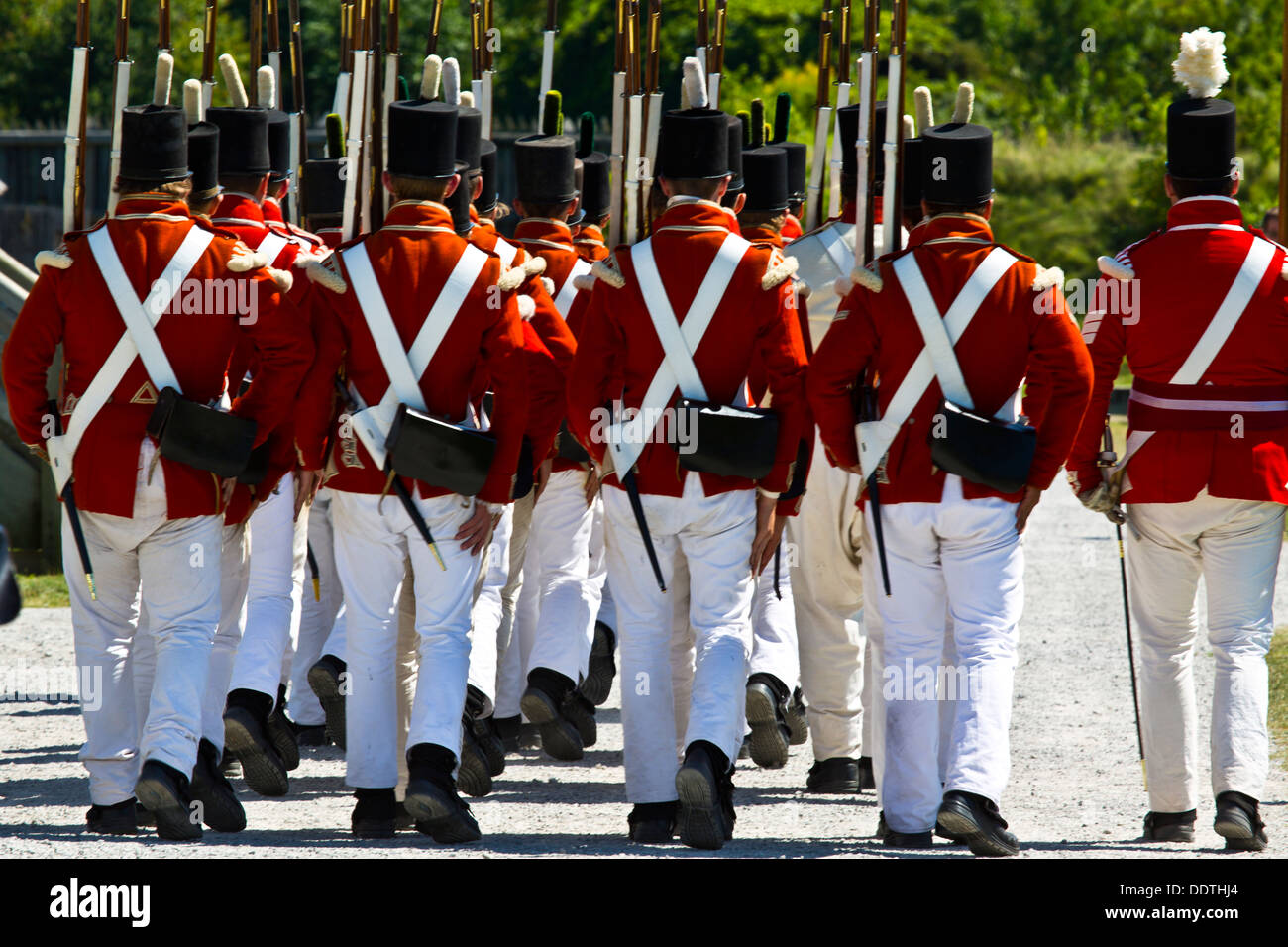 Marching infantry hi-res stock photography and images - Alamy