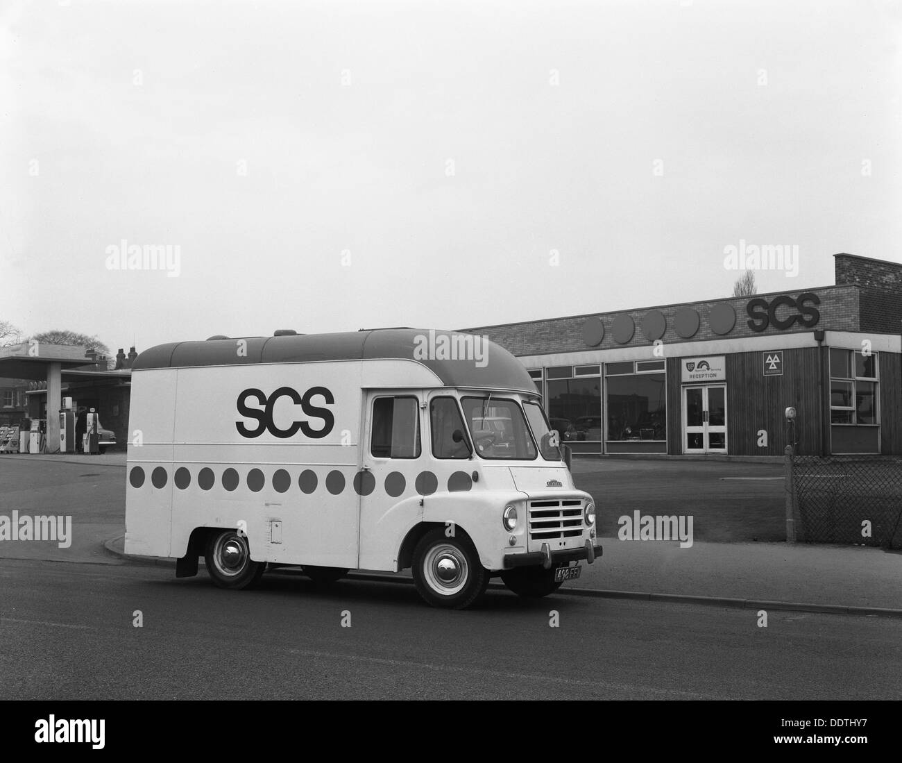 Early 1960s Austin LD high top van (mobile Shop), Scunthorpe ...