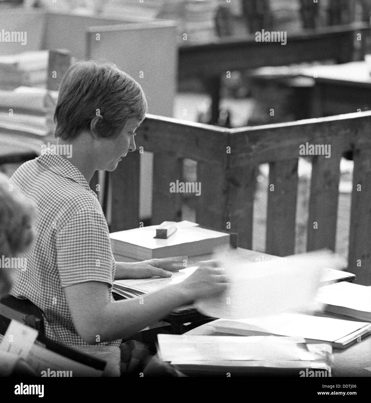 Binding department hi-res stock photography and images - Alamy