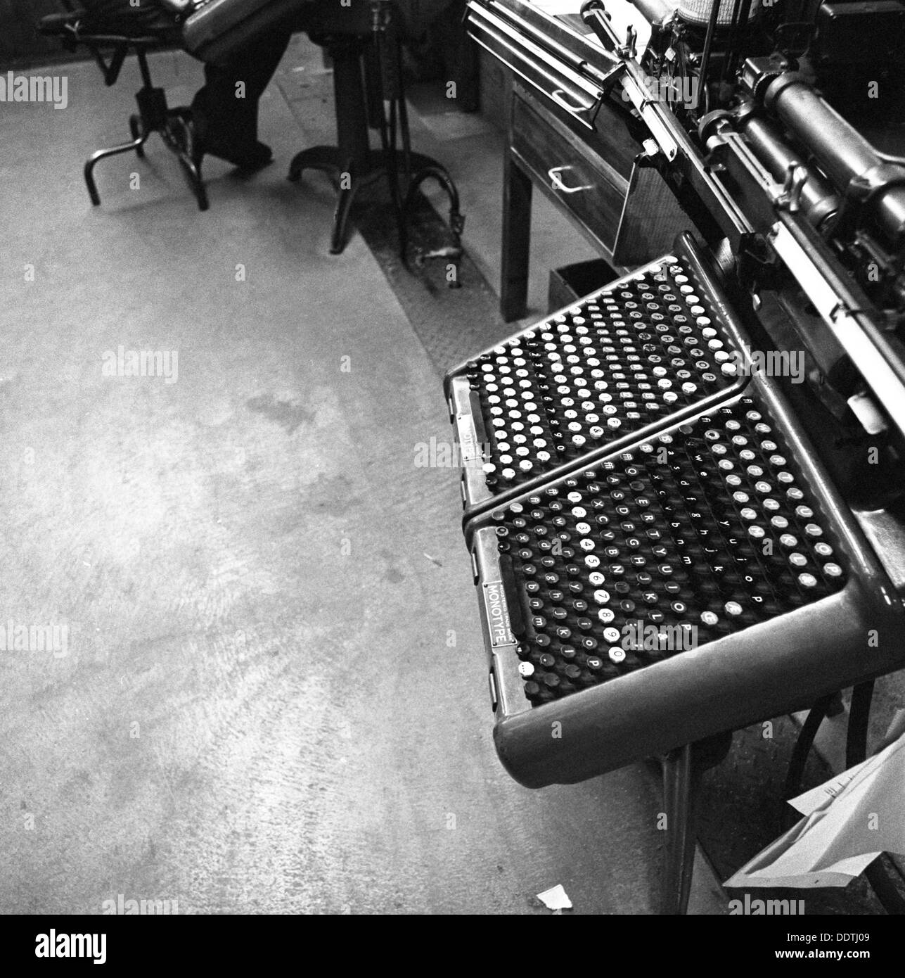 Monotype keyboard hi-res stock photography and images - Alamy