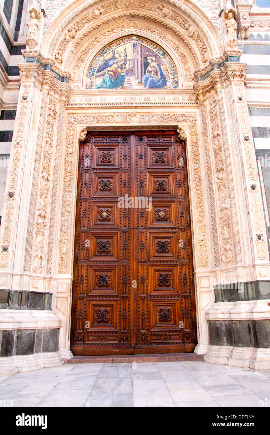Carved wooden door catholic church hi-res stock photography and images ...