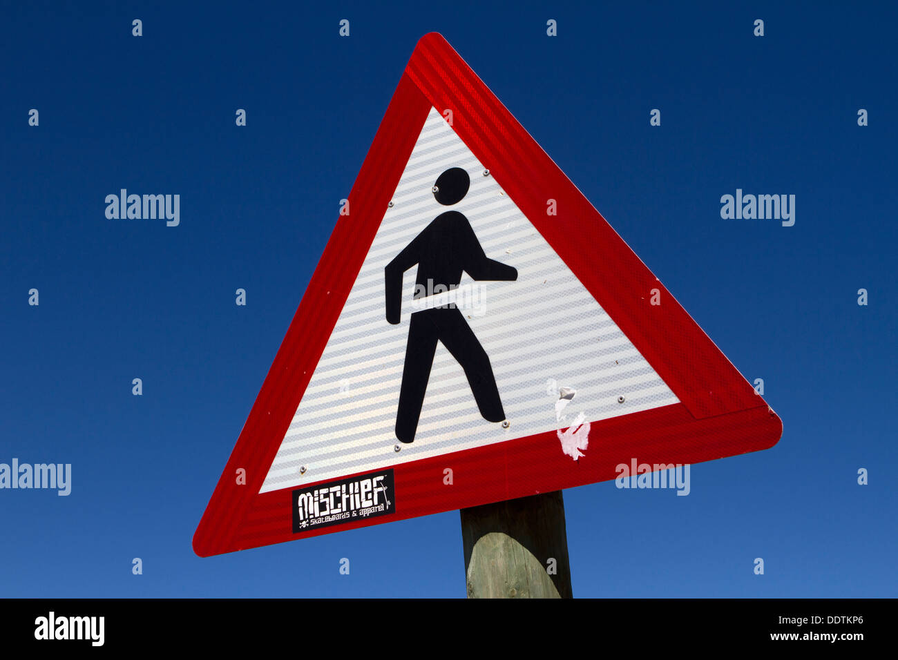 Warning triangle hi-res stock photography and images - Alamy