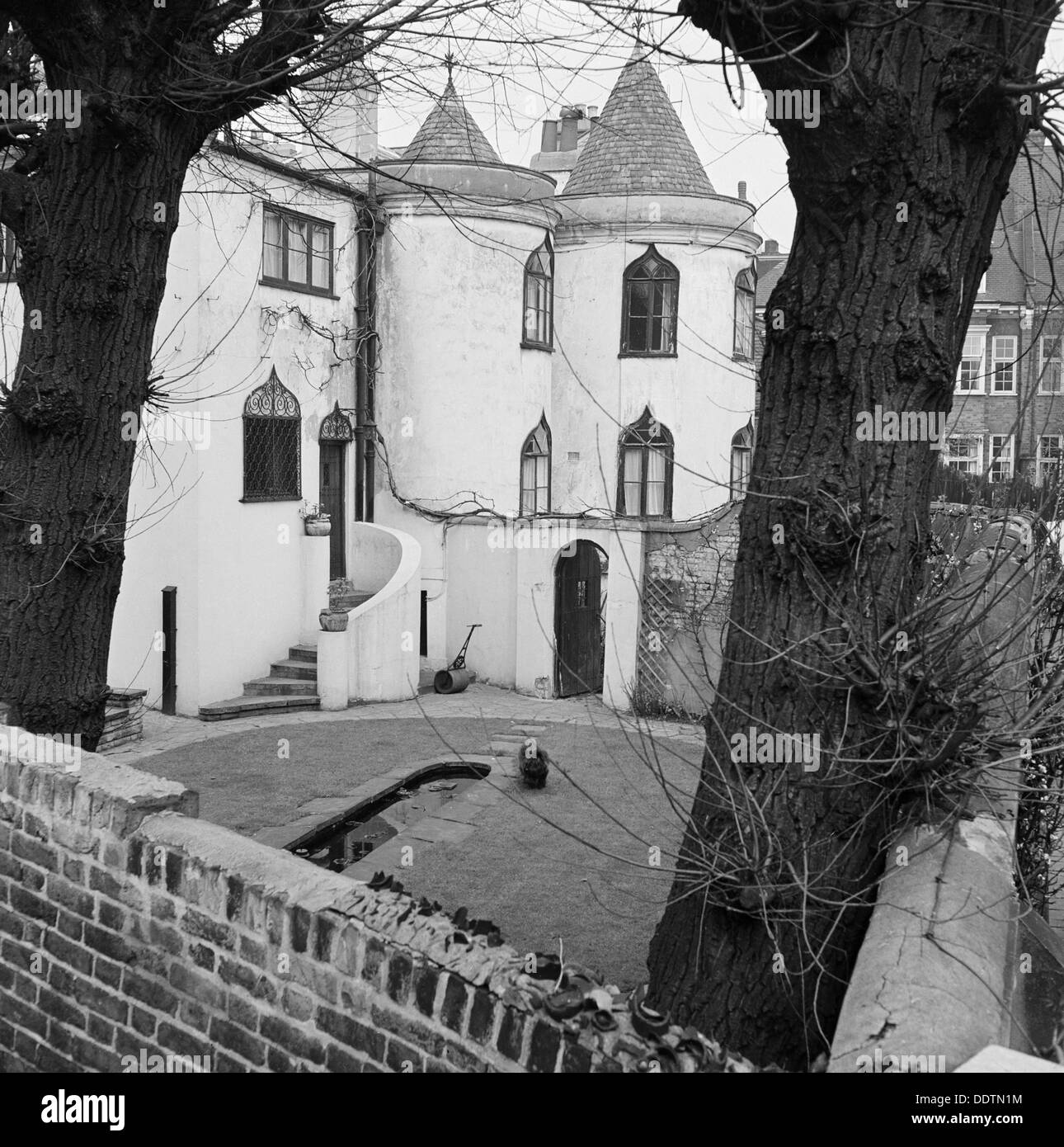 Hunters Lodge, Belsize Lane, Hampstead, London, 1960-1965. Artist: John ...