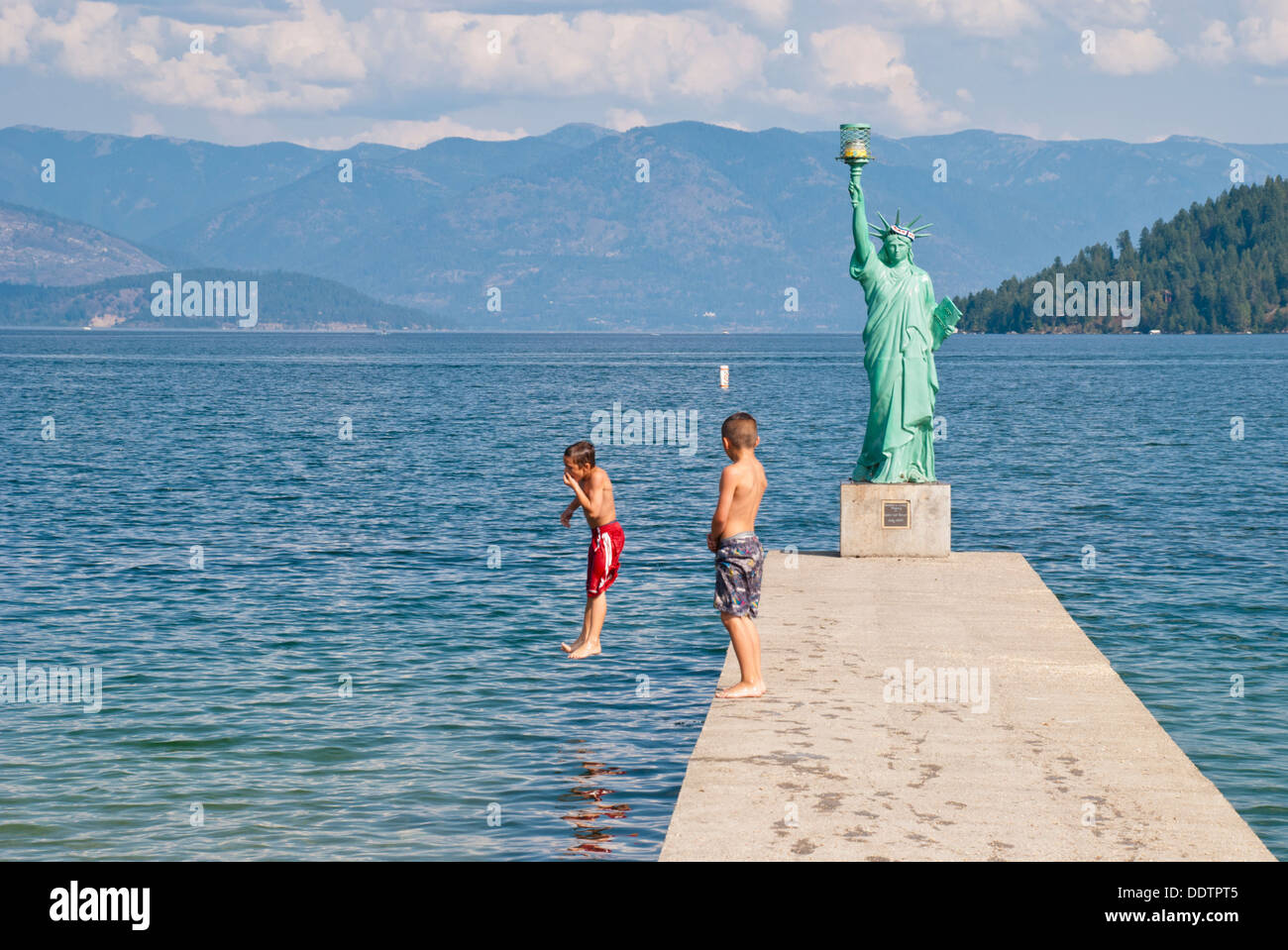 Lake pend oreille hi-res stock photography and images - Alamy