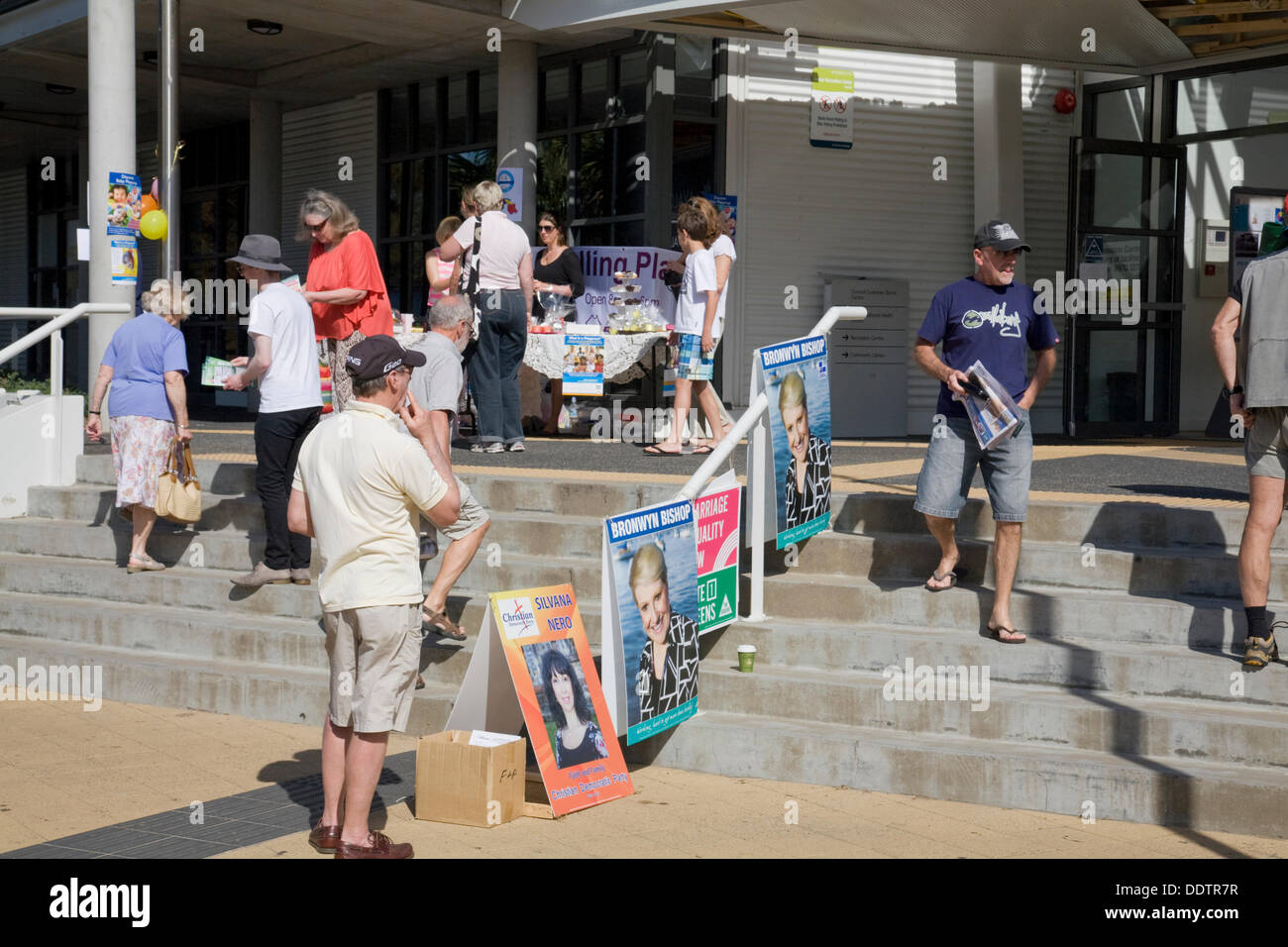 2013 election australia hi-res stock photography and images - Alamy